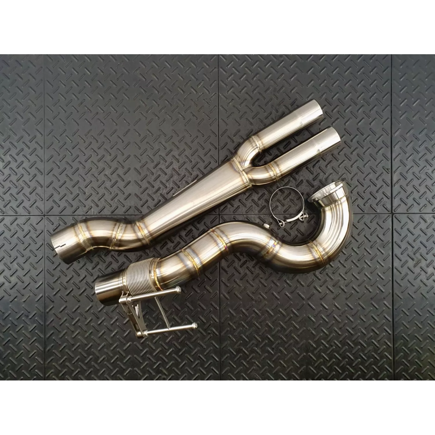 Audi RS3 8V2 & TT RS 8S Downpipe | RedStar Exhaust